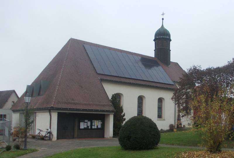 Kirche und Pfarrhaus St. Mauritius